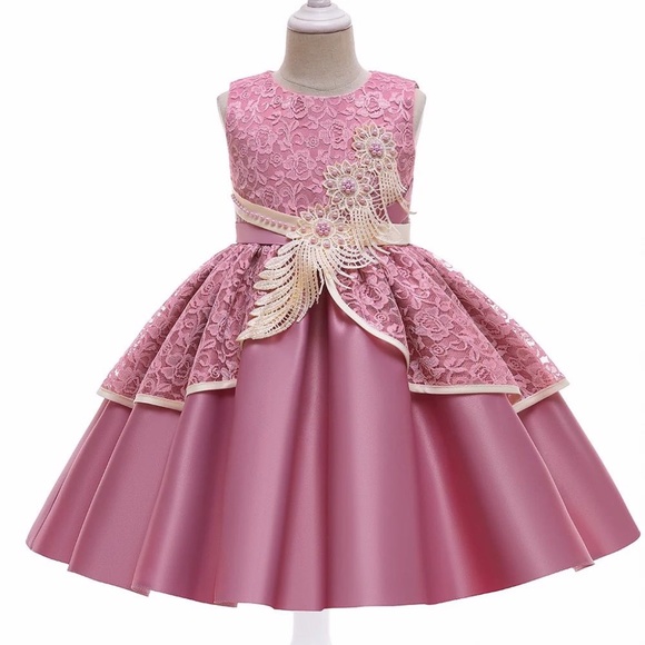 Dresses | Luxury Embroidered Princess Wedding Flower Girl Dress 532 ...